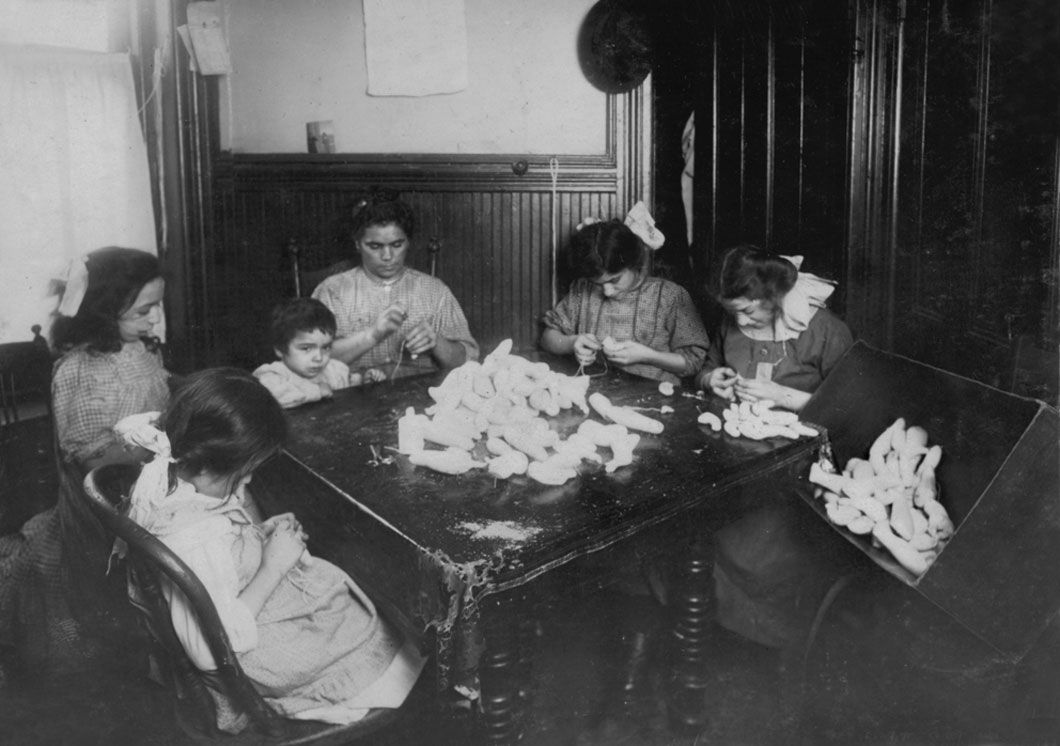 Jacob Riis and Lewis Hine | Kids Discover Online