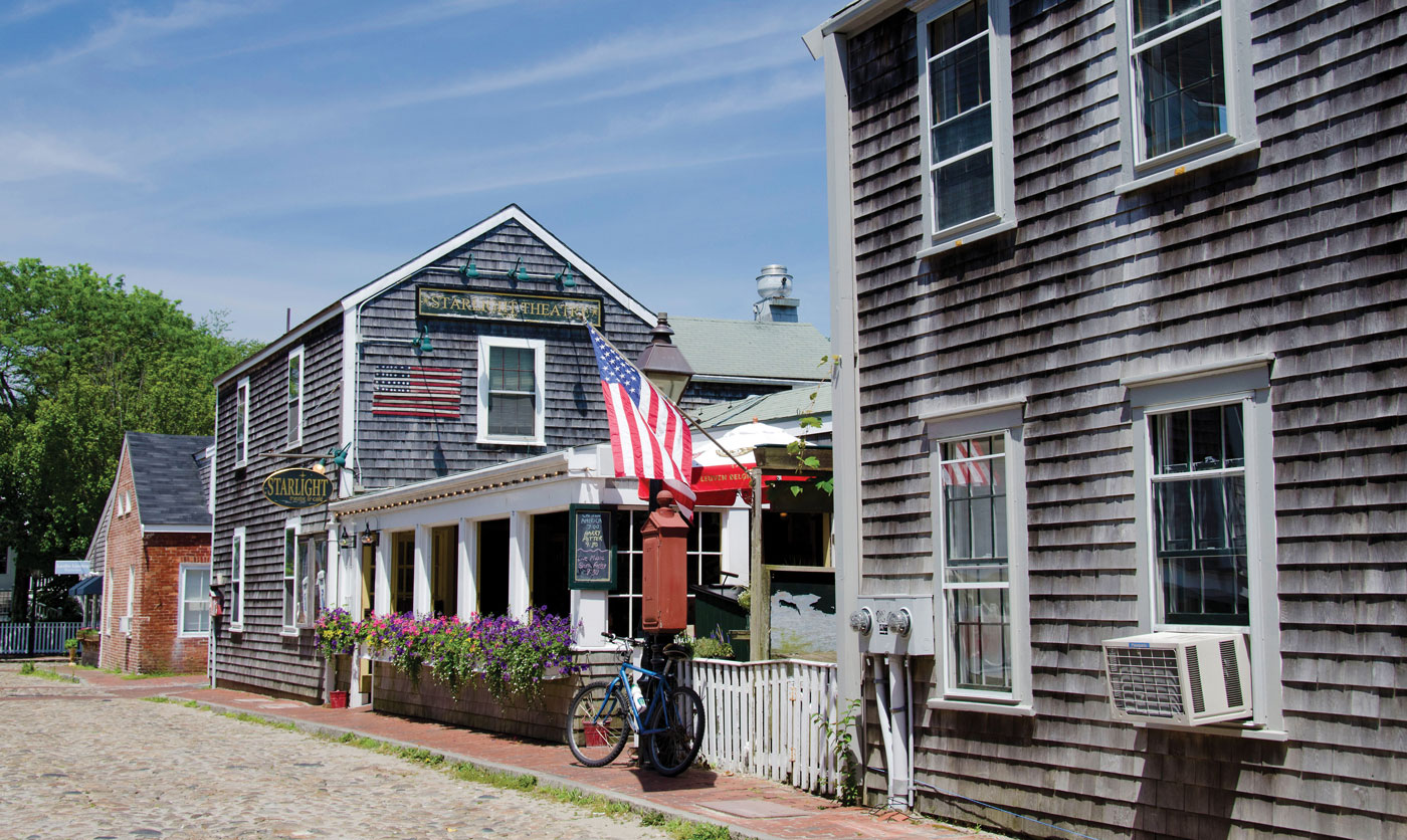 History Shapes Communities | Kids Discover Online